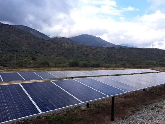 ¡135 paneles solares! Instalaron en Mérida primer Sistema de Energía ...