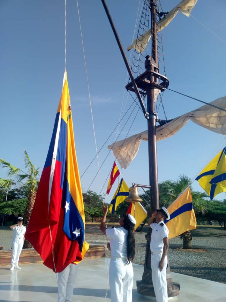 Se efectuó Acto de Izada de la Bandera Nacional en Maracaibo - Agencia ...