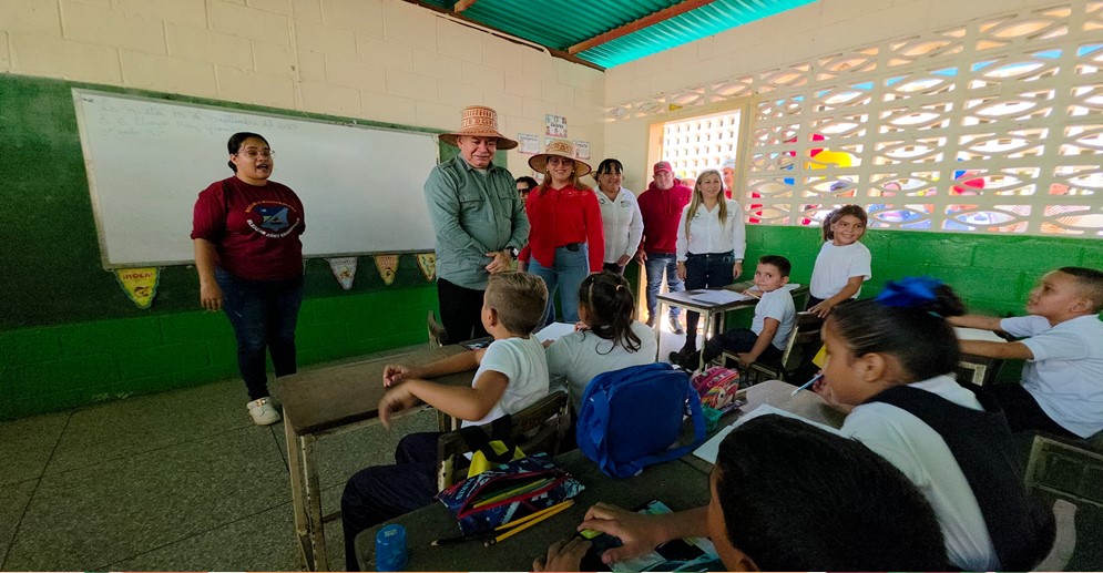 “Iniciamos con entusiasmo un nuevo año escolar” afirma Alcalde de Mara ...