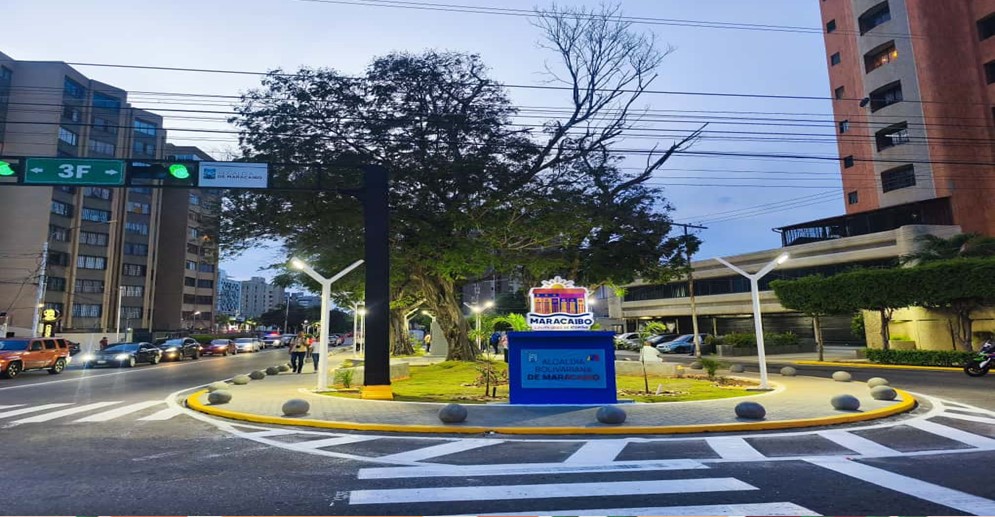 ¡Espacios recuperados! La Alcaldía de Maracaibo reinaugura las plazas ...