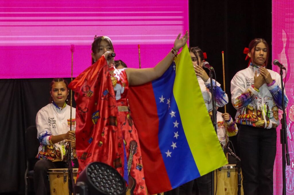 La gaita tiene relevo: Escuelas "Astolfo Romero" y "Heriberto Molina ...